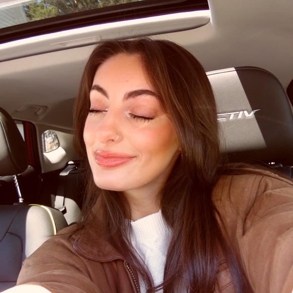 Faith's Closet (@faith_wankel) | Poshmark